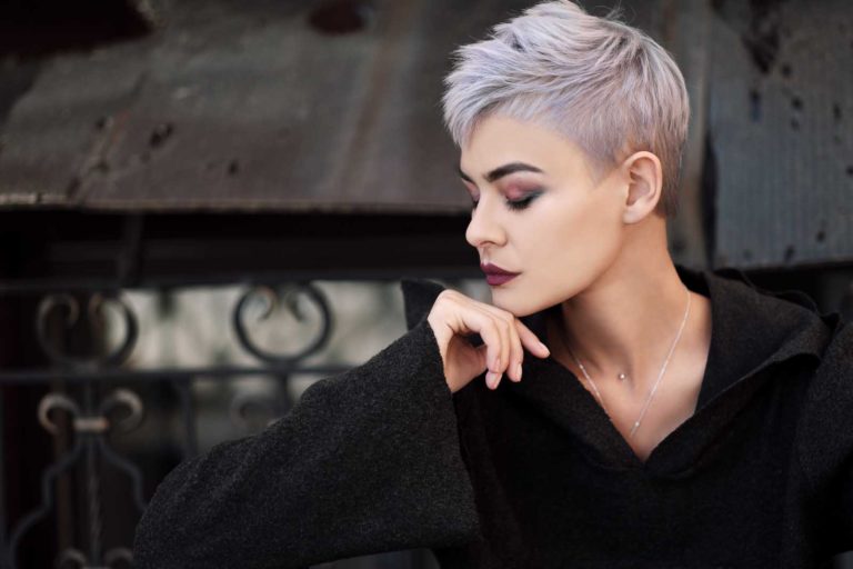 Los Mejores Tips para Cuidar el Pelo con Canas - Blog Batiste